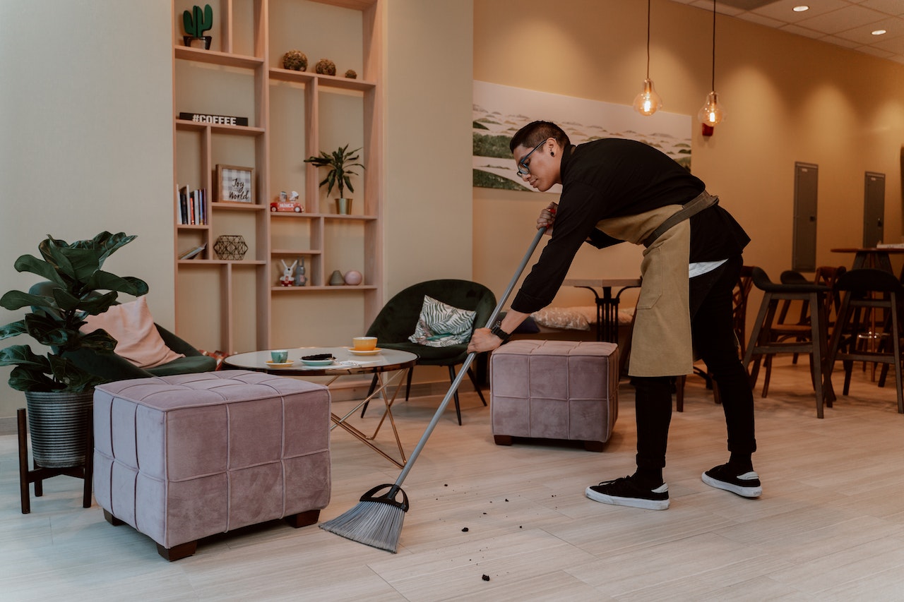 How to Prepare Shift Roster Effectively with No Hassle in the F&B Industry - StaffAny